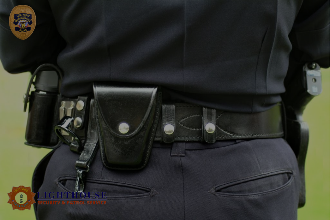 5 Must-Have Types Of Equipment for Security Guards - Lighthouse ...