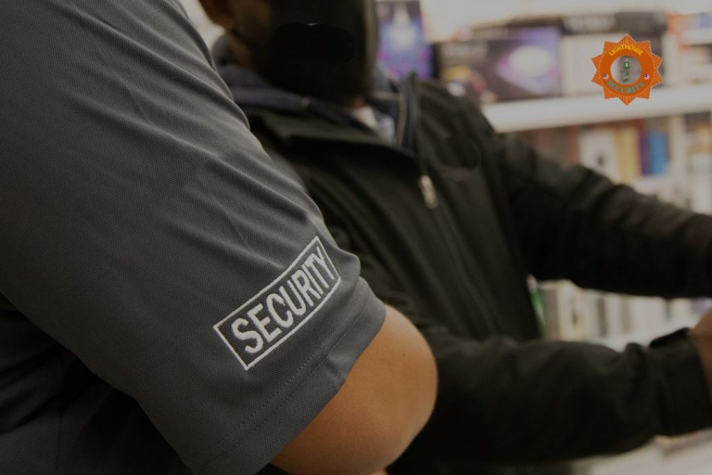 Tips to Become a Security Guard In 2022 - Lighthouse security & Patrol ...